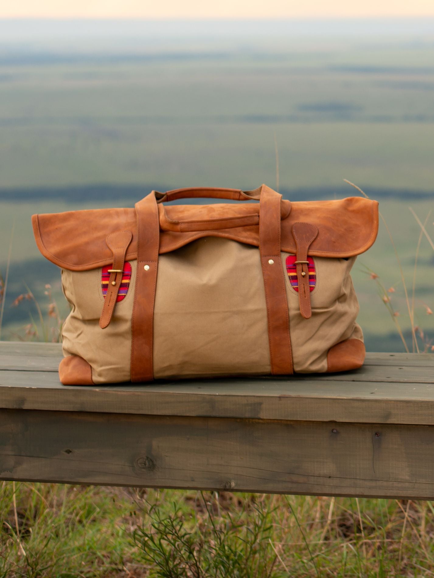 Canvas Weekender Bag - Tan – Koy Clothing